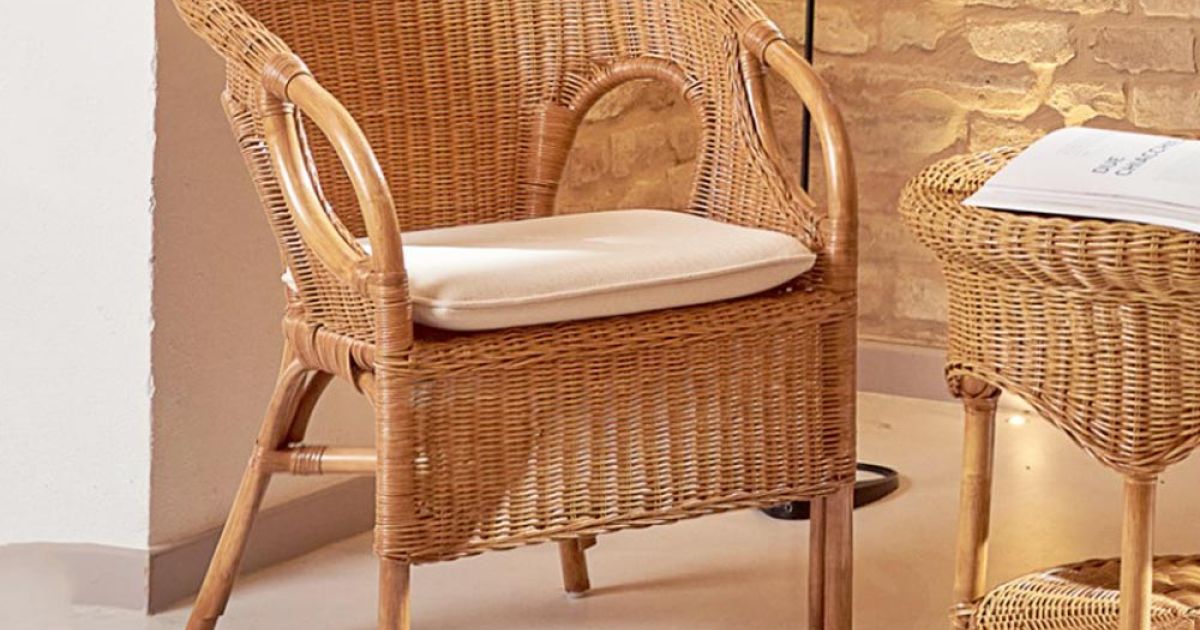 Outdoor-Korbsessel mit Kissen